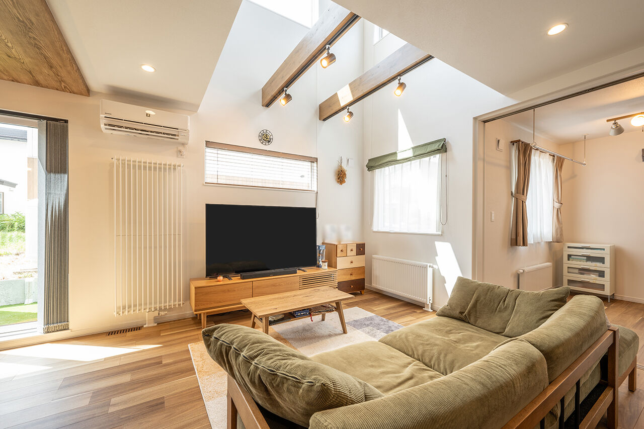 【SUUMO】 【3000～3500万円】外観はカッコよく、家の中はナチュラルテイストで可愛らしさをちりばめて - ines HOME (イネスホーム) の建築実例詳細 | 注文住宅