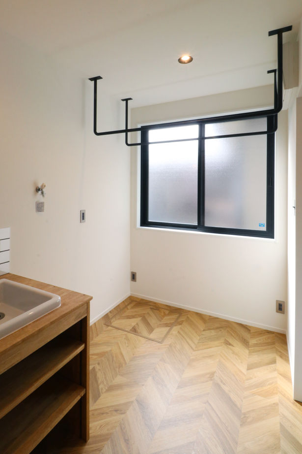 【SUUMO】 【小松市/ガレージ/鉄骨階段】ZERO-CUBE+GARAGE - 伊地知組 の建築実例詳細 | 注文住宅