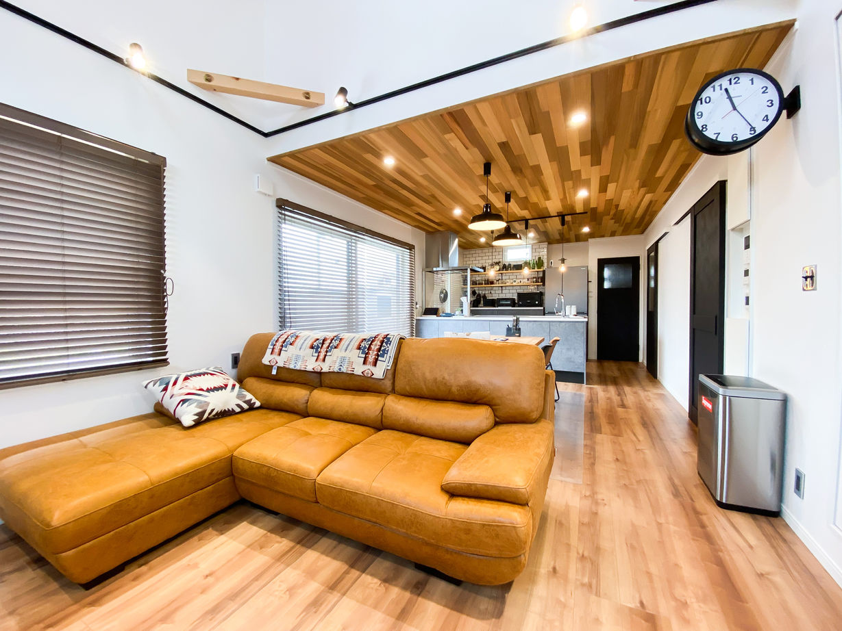 【SUUMO】 【38.5坪/2200万円台/2F/間取り有】性能もデザイン暮らしやすさも。ZEH仕様のクールな2階建て - エイ・ワン(A-1 home) の建築実例詳細 | 注文住宅