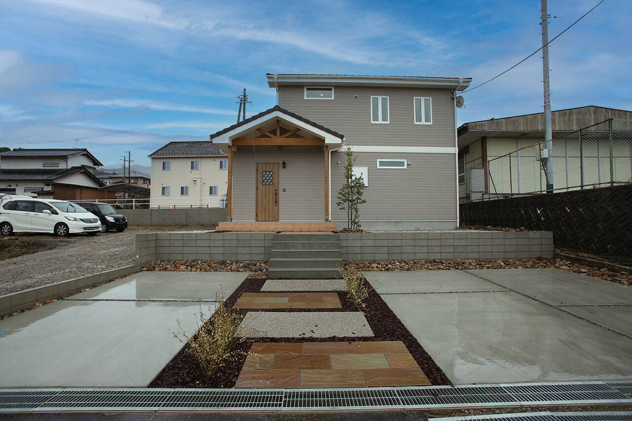 【SUUMO】 【2000万円台・31.3坪】カッコいいヴィンテージスタイル。上質な無垢材の風合い、遊び心も散りばめた空間に - ハヤカワホーム の建築実例詳細 | 注文住宅