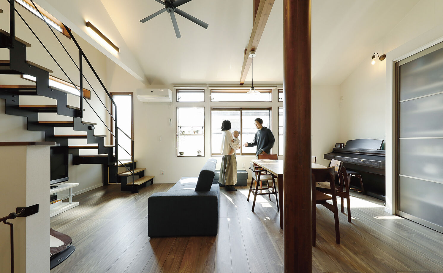 【SUUMO】 【3000万円台／45.1坪／ビルトインガレージ】やりたいことを叶えたわが家は何年経っても住み心地満点！ - アオイ建設 一級建築士事務所 の建築実例詳細 | 注文住宅