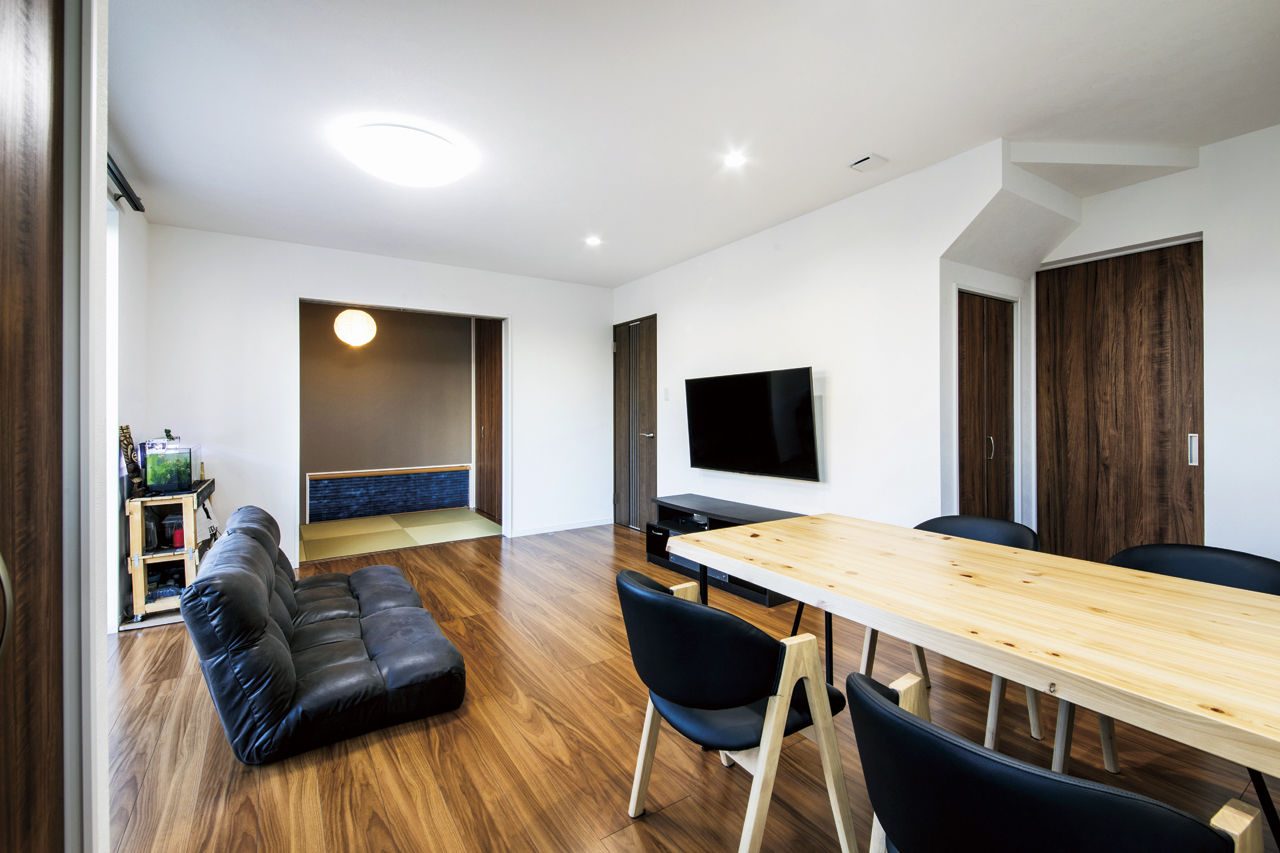 【SUUMO】 【和モダン×スタイリッシュ×ZEH/2200万円】随所に和テイストをちりばめ、念願だった庭のある暮らしを満喫 - アイムの家 未来創建 の建築実例詳細 | 注文住宅