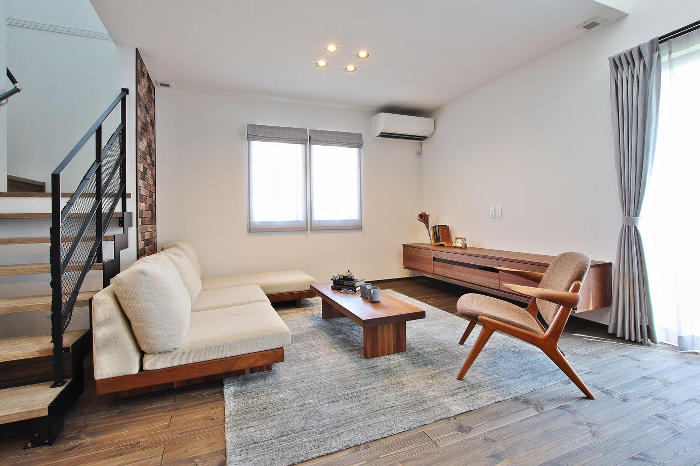 【SUUMO】 和風な外観×ブルックリンスタイルの内観が素敵な家【36坪/3LDK】 - タカノホーム 富山第一展示場の建築実例詳細 | 注文住宅