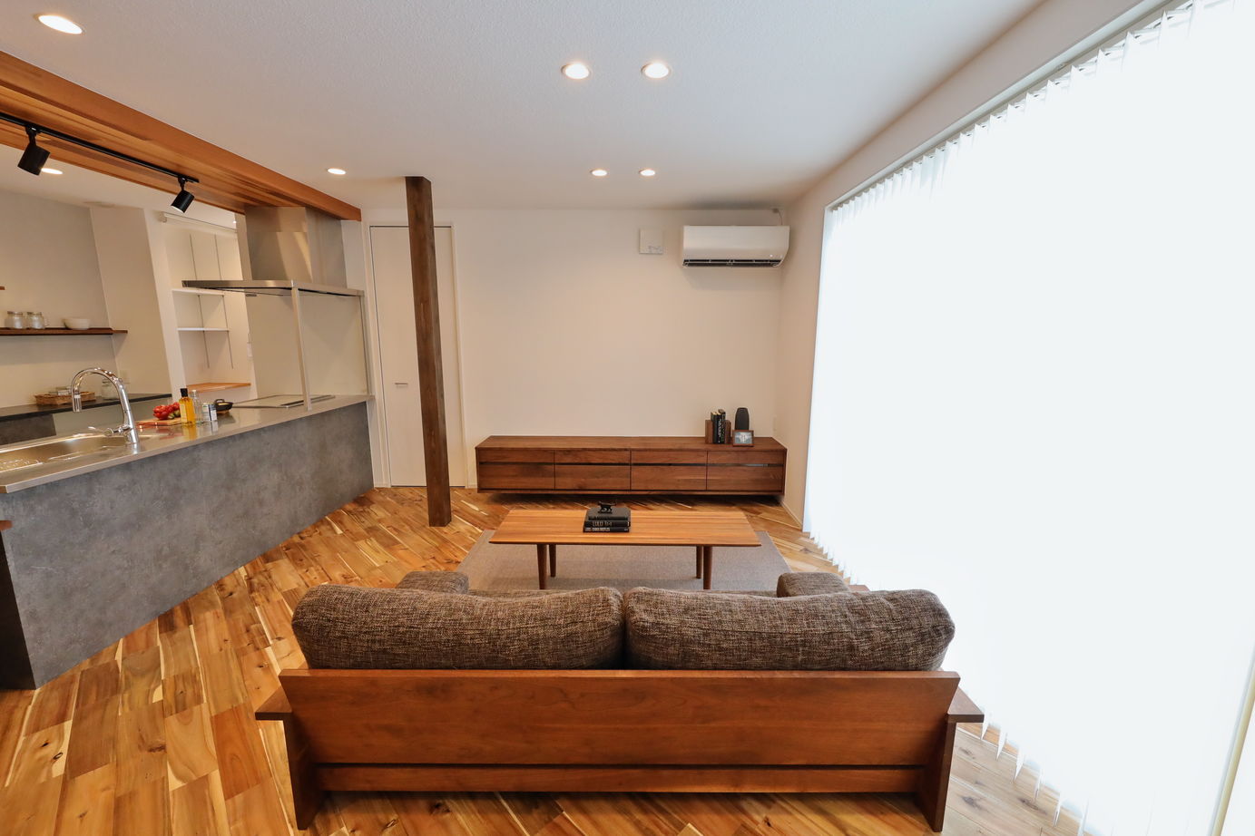 【SUUMO】 【富山市/3LDK/36坪/家事楽動線】毎日の生活が楽しくなるお家 - タカノホーム 富山第一展示場の建築実例詳細 | 注文住宅