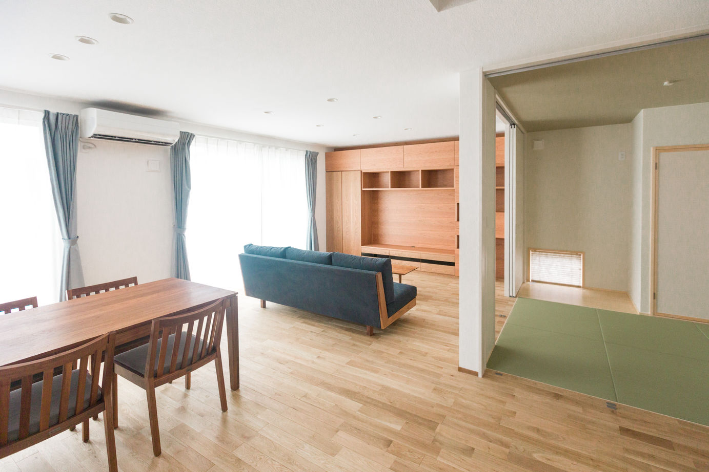 【SUUMO】 【能美市/5LDK/44坪/毎日木の香りや温もりに包まれる】ゆったりと時が流れる家 - タカノホーム 金沢南展示場の建築実例詳細 | 注文住宅