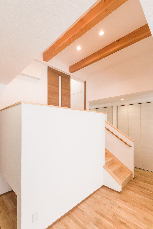 【SUUMO】 【能美市/5LDK/44坪/毎日木の香りや温もりに包まれる】ゆったりと時が流れる家 - タカノホーム 金沢南展示場の建築実例詳細 | 注文住宅