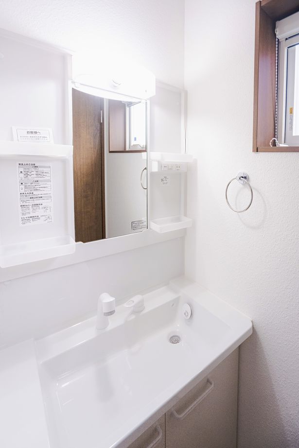 【SUUMO】 【金沢市/4LDK/37坪の狭小地】色と温度を感じる家 - タカノホーム 金沢南展示場の建築実例詳細 | 注文住宅