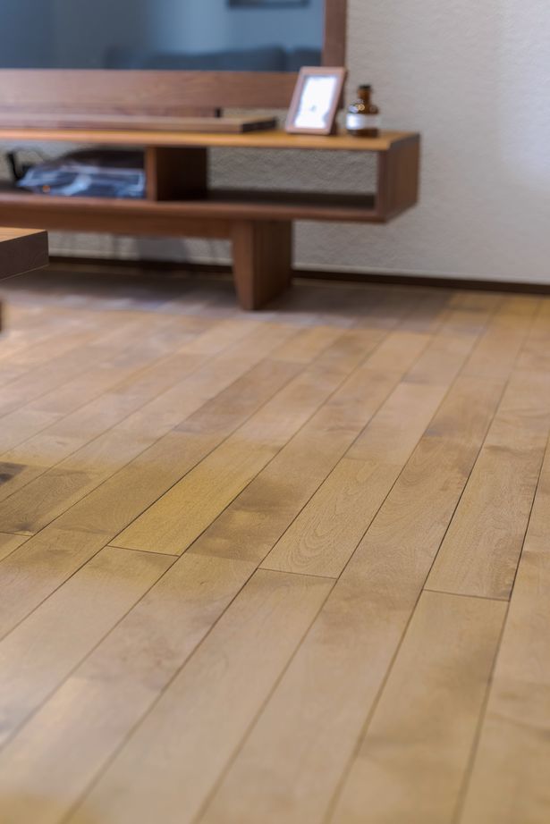 【SUUMO】 【金沢市/4LDK/37坪の狭小地】色と温度を感じる家 - タカノホーム 金沢南展示場の建築実例詳細 | 注文住宅