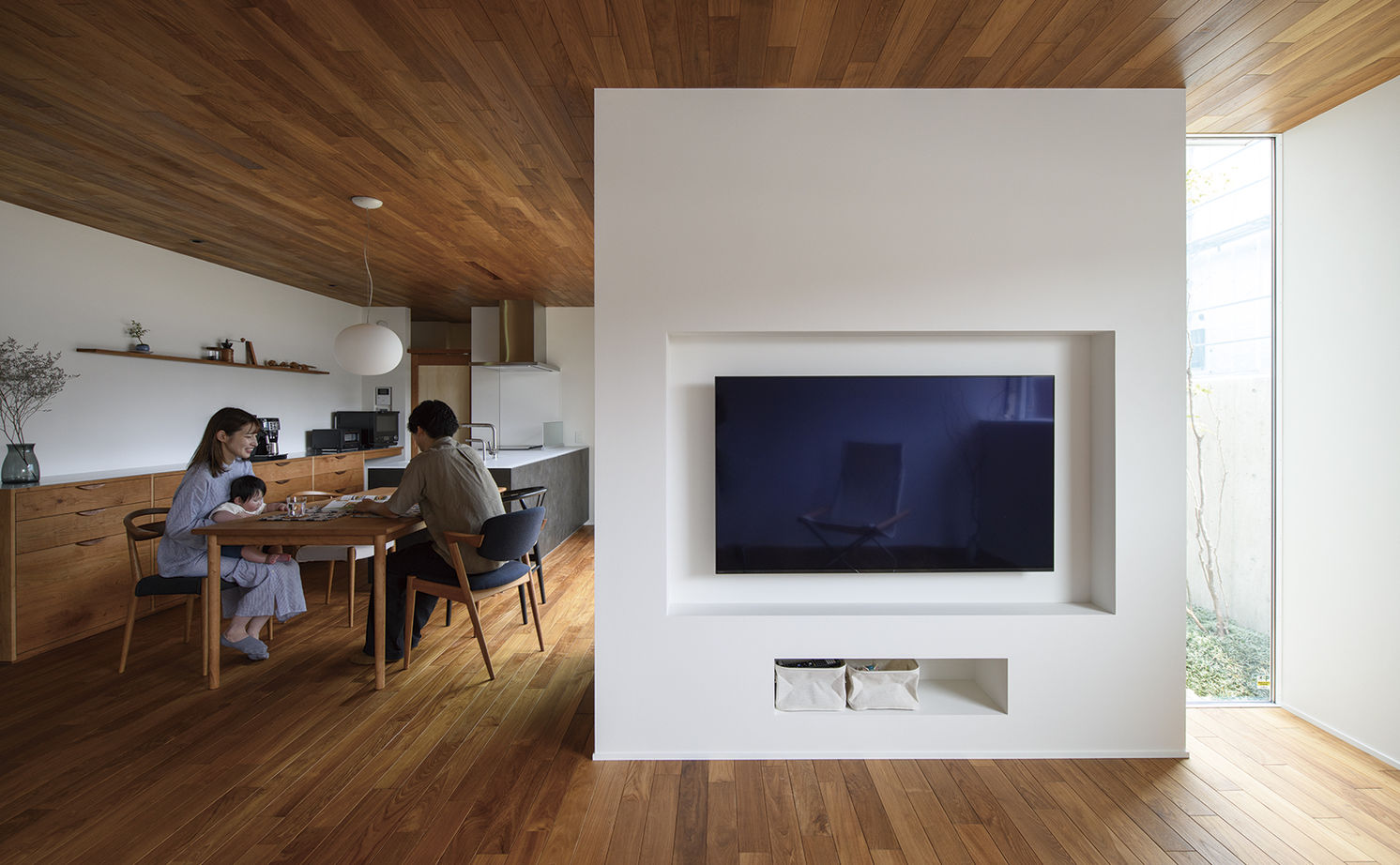 【SUUMO】 【2400万円台/34坪台】中庭、塗り壁、造作家具・建具、無垢床＆天井で創る本格的和モダンの非日常空間 - アールギャラリー(アールプランナー) ARR PLANNER ...