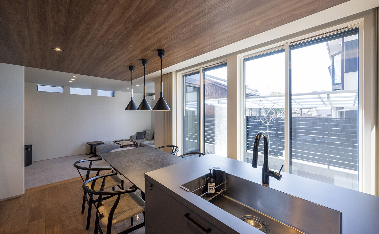 【SUUMO】 【3000万円台/30坪台/間取り図】ピットリビング、中庭、屋上庭園を実現。限られた敷地に広がるリゾート空間 - アールギャラリー(アールプランナー) DESIGN ...