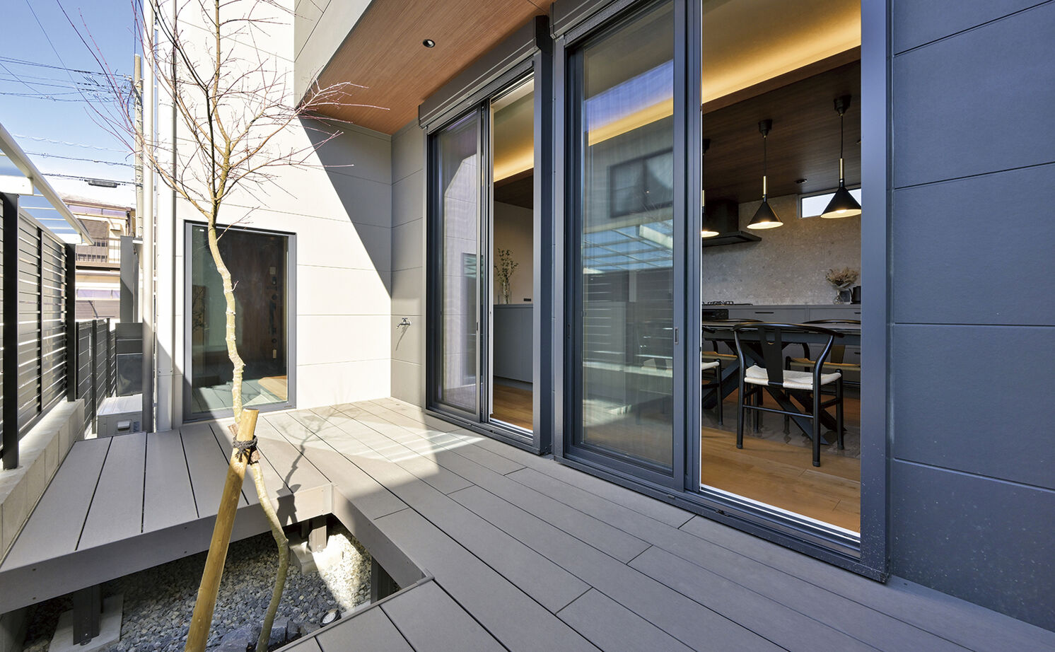 【SUUMO】 【3000万円台/30坪台/間取り図】ピットリビング、中庭、屋上庭園を実現。限られた敷地に広がるリゾート空間 - アールギャラリー(アールプランナー) DESIGN ...