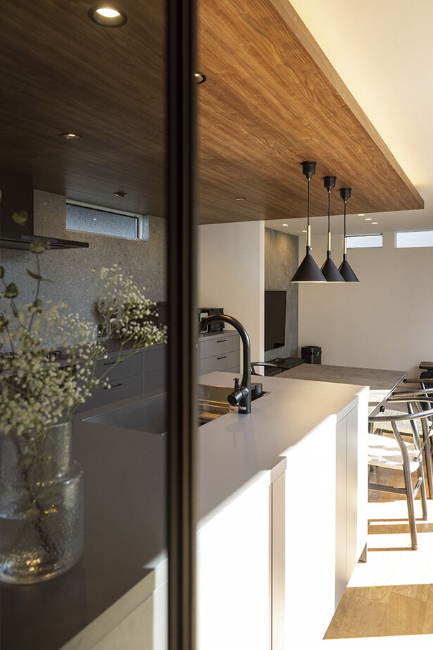 【SUUMO】 【3000万円台/30坪台/間取り図】ピットリビング、中庭、屋上庭園を実現。限られた敷地に広がるリゾート空間 - アールギャラリー(アールプランナー) DESIGN ...