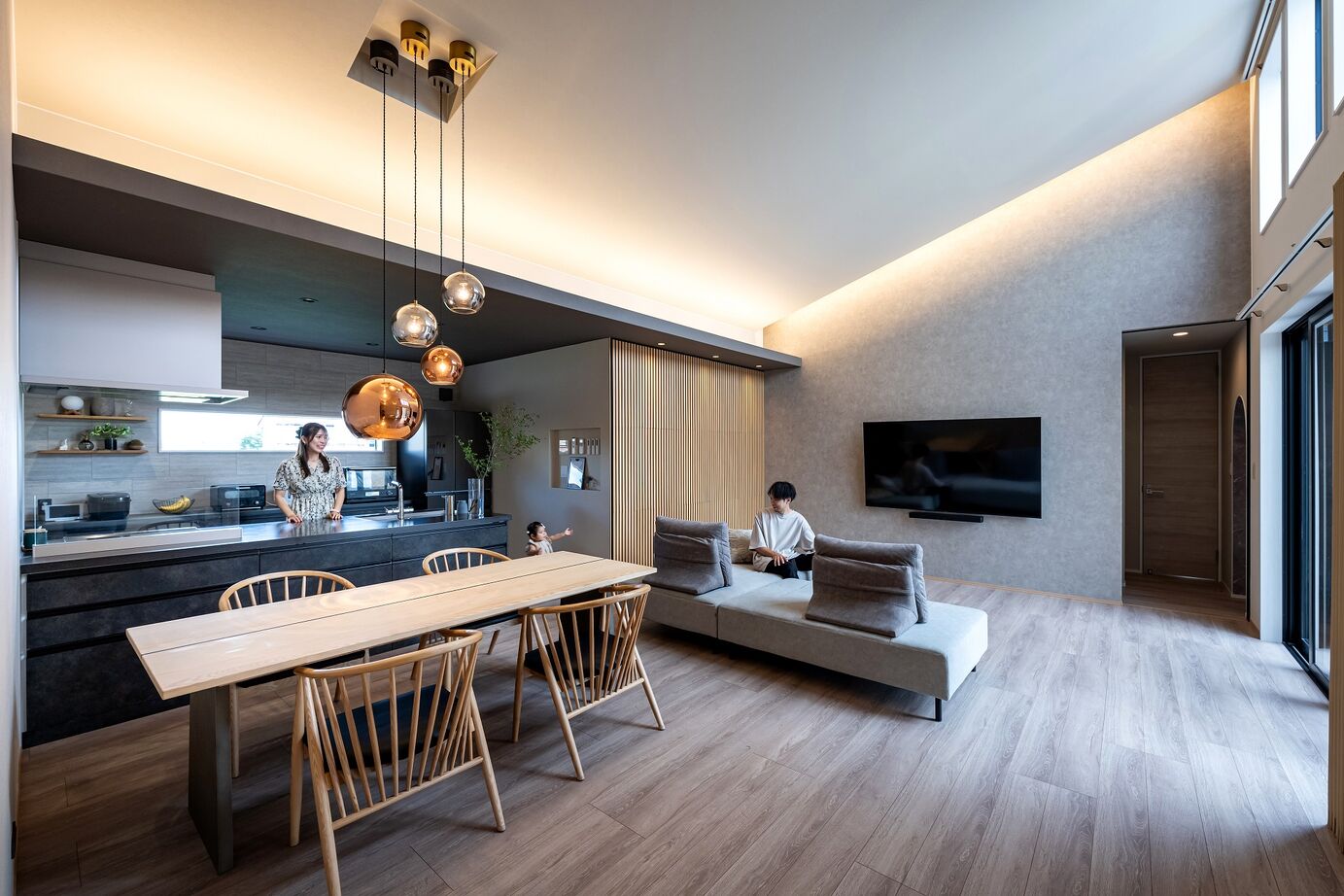 【SUUMO】 【本体価格2500～3000万円/42.5坪】細部までこだわり抜いた、居心地の良い空間で深まる「家族の絆」 - アイワホーム の建築実例詳細 | 注文住宅