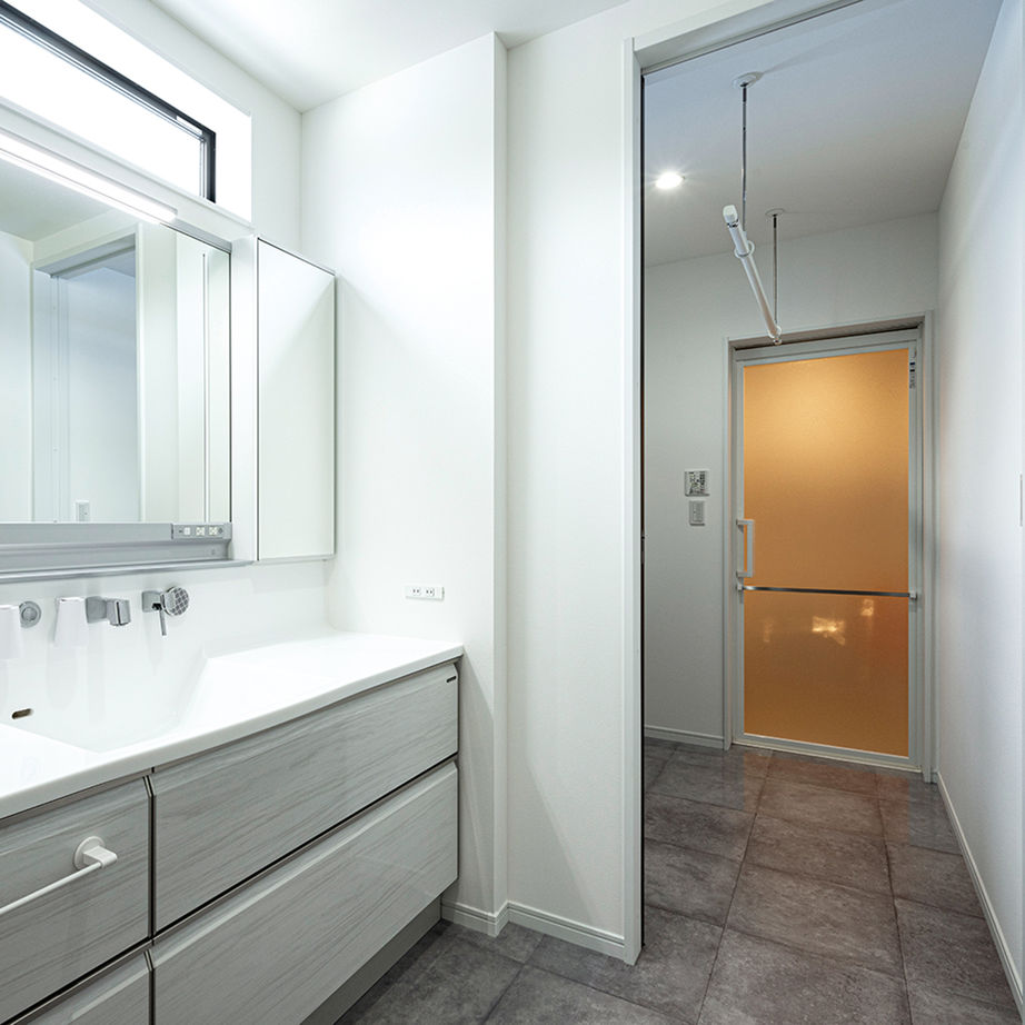 【SUUMO】 【2200万円台で建てた家／間取り図有】デザインや動線の理想を叶え、ゆったり暮らしを楽しむ平屋 - 昭和建設 櫛原展示場の建築実例詳細 | 注文住宅