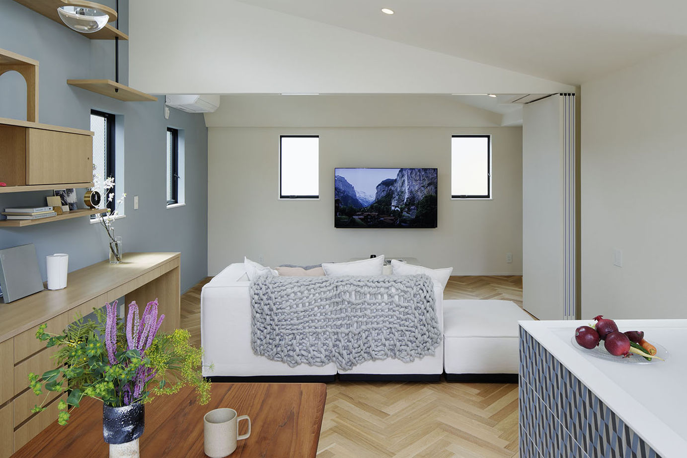 【SUUMO】 【6000万円～6499万円／地下室／2階リビング／間取図有】緑を楽しむ開放的なLDKとホームシアターを楽しむ家 - 僕らの家 本社の建築実例詳細 | 注文住宅