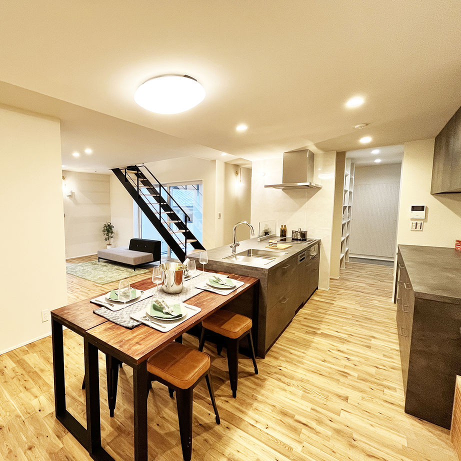 【SUUMO】 【間取り図有/3000万円台前半/3LDK/中庭テラス】暮らし快適な間取り設計。ホワイトスタイリッシュハウス - エイジングハウス の建築実例詳細 | 注文住宅