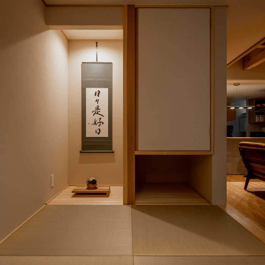 【SUUMO】 【ZEH住宅/34.8坪/2階建て/間取り図あり】旗竿地で叶えた快適空間。子育て世帯に嬉しいアイディが満載の家 - エコワークス 福岡オフィスの建築実例詳細 | 注文住宅