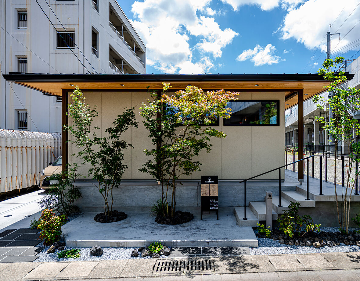 【SUUMO】 【ZEH住宅/40.2坪/平屋/間取り図あり/店舗併用】26.9坪の平屋（居住空間）と、こだわりデザインのお店！ - エコワークス 福岡オフィスの建築実例詳細 | 注文住宅