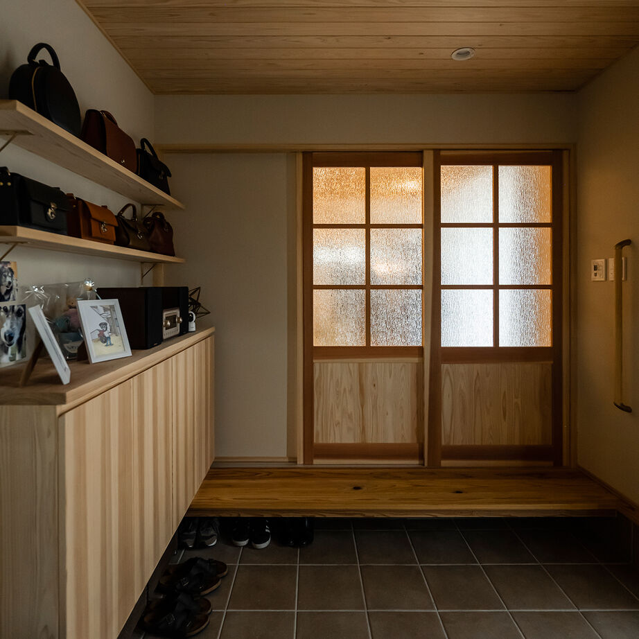 【SUUMO】 【ZEH住宅/27.6坪/平屋/間取り図あり】大切なものがすぐそばに。愛車を眺めながら、愛犬と楽しく過ごす家 - エコワークス 福岡オフィスの建築実例詳細 | 注文住宅