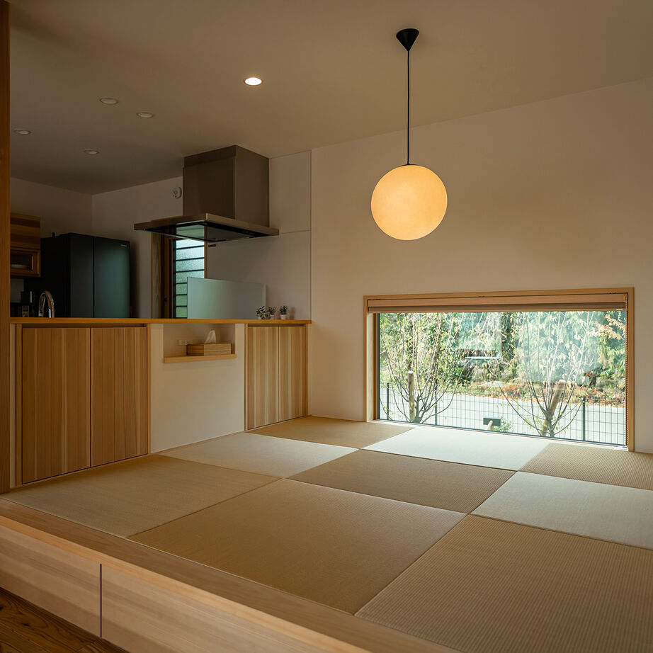 【SUUMO】 【ZEH住宅/30.1坪/平屋/間取り図あり】フレキシブルに使える畳ダイニングなど、暮らしのアイデアが満載の家 - エコワークス 福岡オフィスの建築実例詳細 | 注文住宅