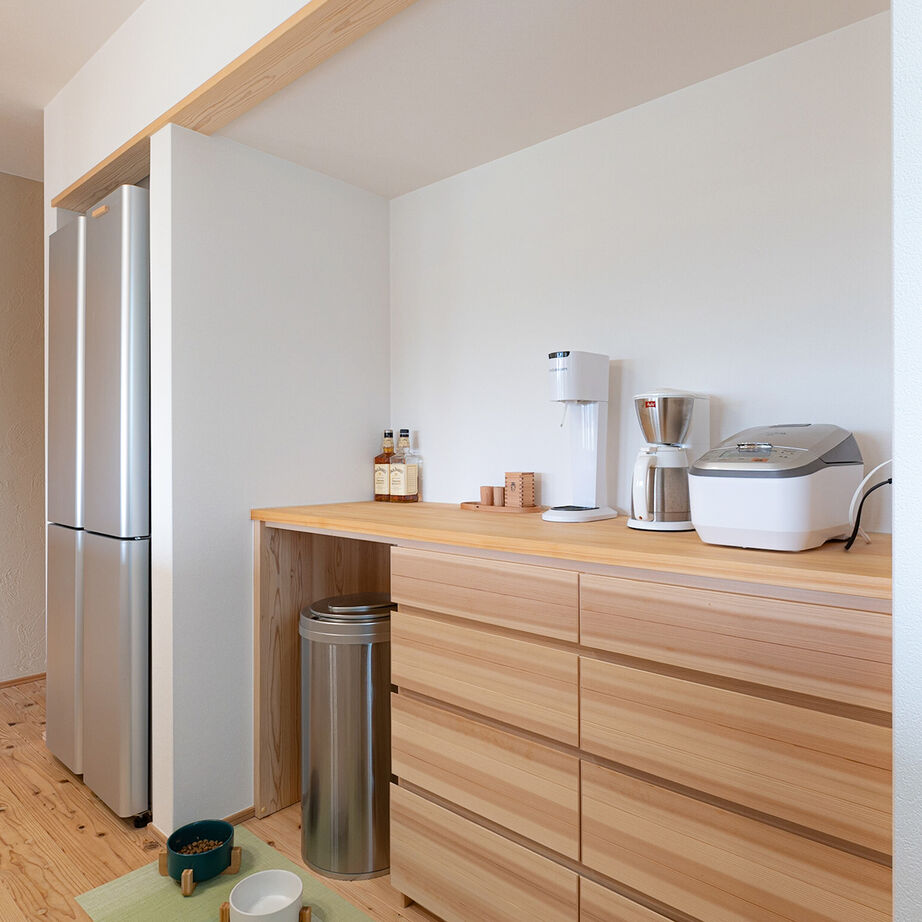 【SUUMO】 【ZEH住宅/24坪/間取り図あり】コンパクトでもゆったり心地よく。夫婦とワンちゃんが暮らす、2LDKの平屋 - エコワークス 福岡オフィスの建築実例詳細 | 注文住宅