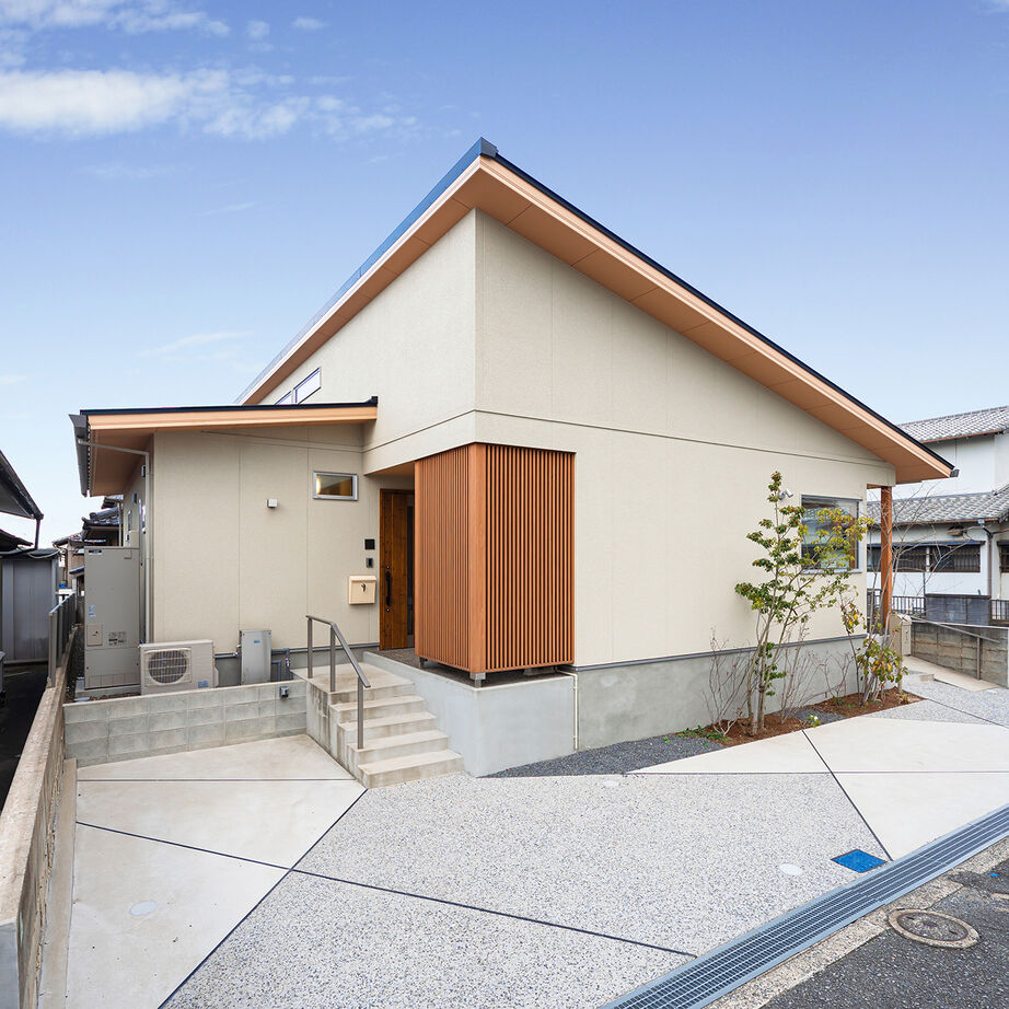 【SUUMO】 【ZEH住宅/33.5坪/平屋/間取り図あり/店舗併用】店舗と住居のいいとこ取りで、ずっと暮らしやすい家を実現 - エコワークス 福岡オフィスの建築実例詳細 | 注文住宅