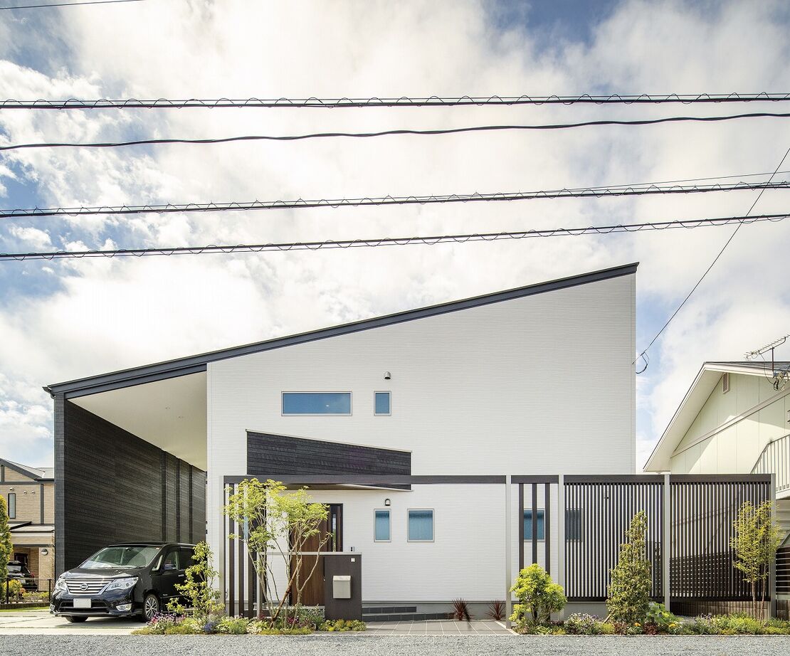 【SUUMO】 2階建て｜インナーガレージ｜広々LDK｜美しさ×住みやすさを追求した家 - 東海住宅 エンジョイホーム の建築実例詳細 | 注文住宅