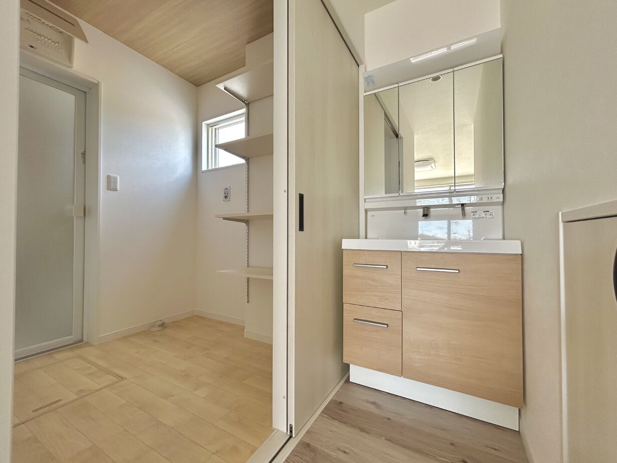 【SUUMO】 4LDK｜延べ床36.82坪｜ローコストで叶う二世帯で暮らすおうち - house＋ハウスプラス（三秀建設工業） の建築実例詳細 | 注文住宅