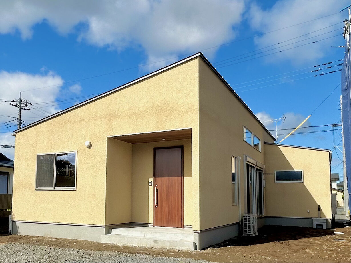 【SUUMO】 3LDK｜延べ床26.4坪｜シンプル×ナチュラルな塗り壁の平屋 - house＋ハウスプラス（三秀建設工業） の建築実例詳細 | 注文住宅