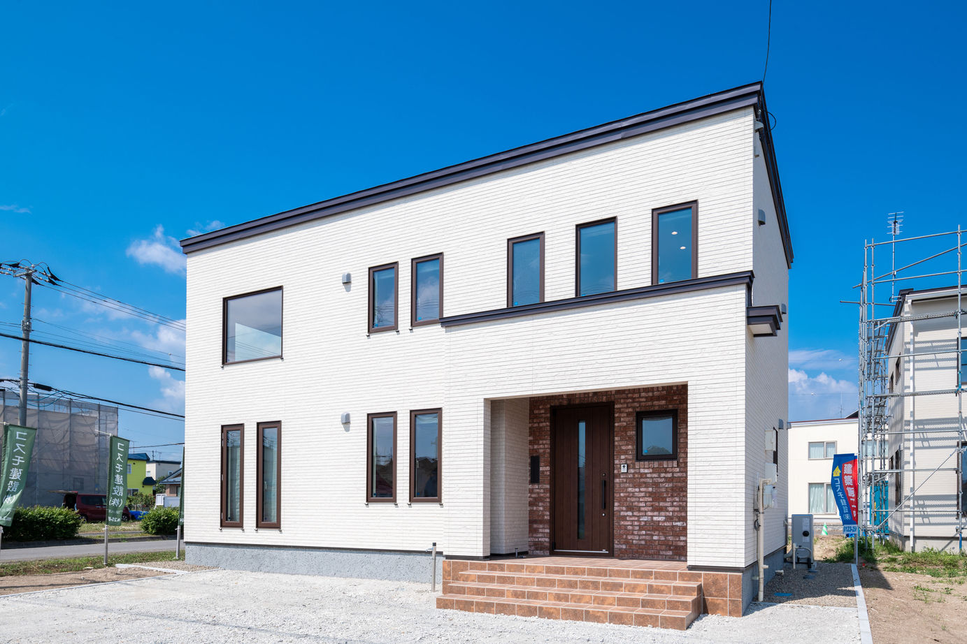 【SUUMO】 【2600万円台/千歳市/4LDK間取図あり】14帖の吹抜けリビングで贅沢時間を過ごせる住まい - コスモ建設 の建築実例詳細 | 注文住宅