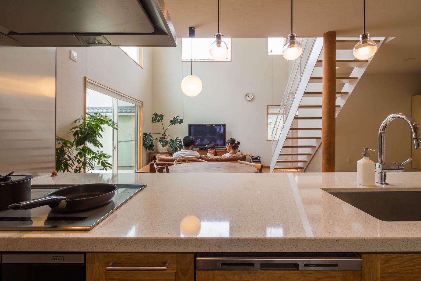 【SUUMO】 【2100万円／デッキ／間取図有】高原のリゾート地にあるような、開放感溢れる暮らしをエンジョイする住まい - 無垢スタイル建築設計 の建築実例詳細 | 注文住宅