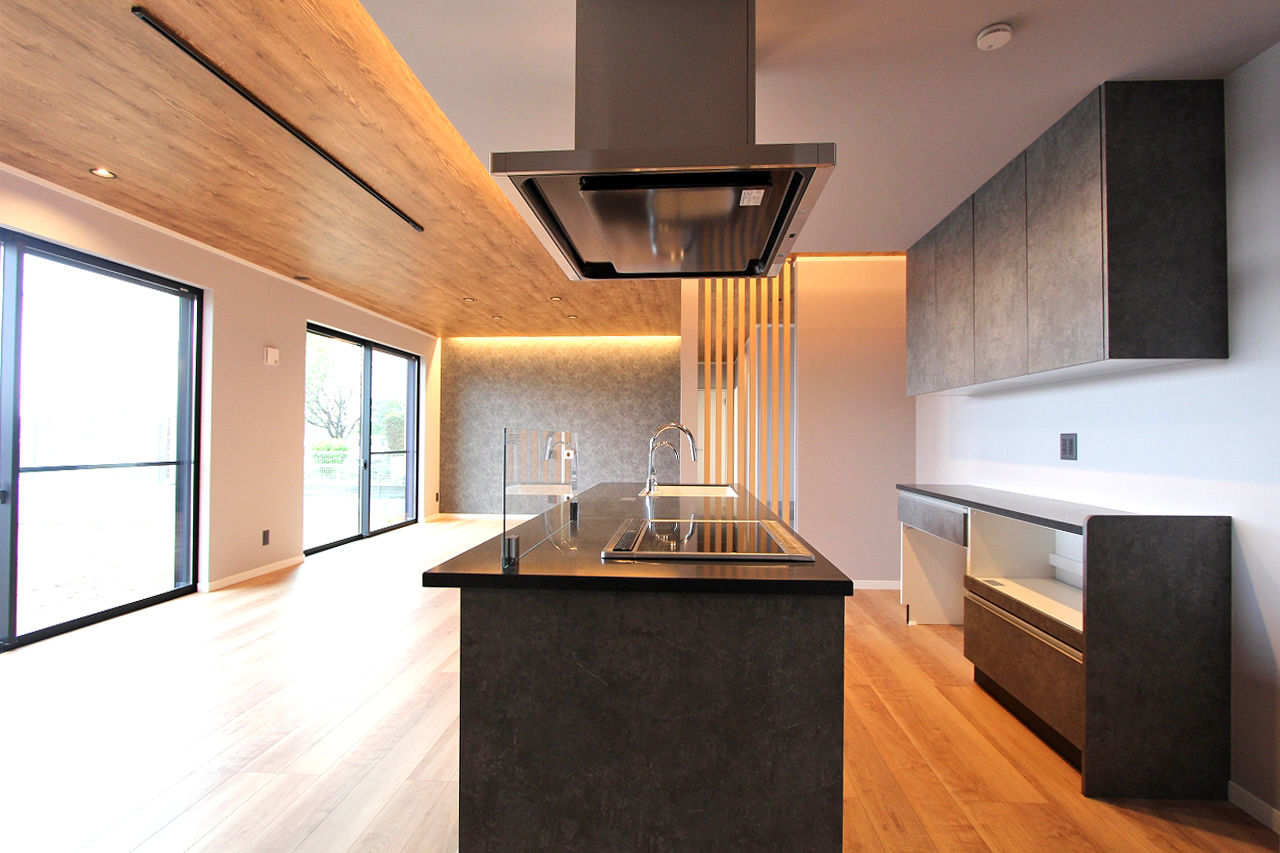 【SUUMO】 【3LDK/平屋/大容量収納/ウッドデッキ/敷地約90坪】グレー×ウッドの大人モダンハウス - 大成住宅 川越ハウジングギャラリーの建築実例詳細 | 注文住宅