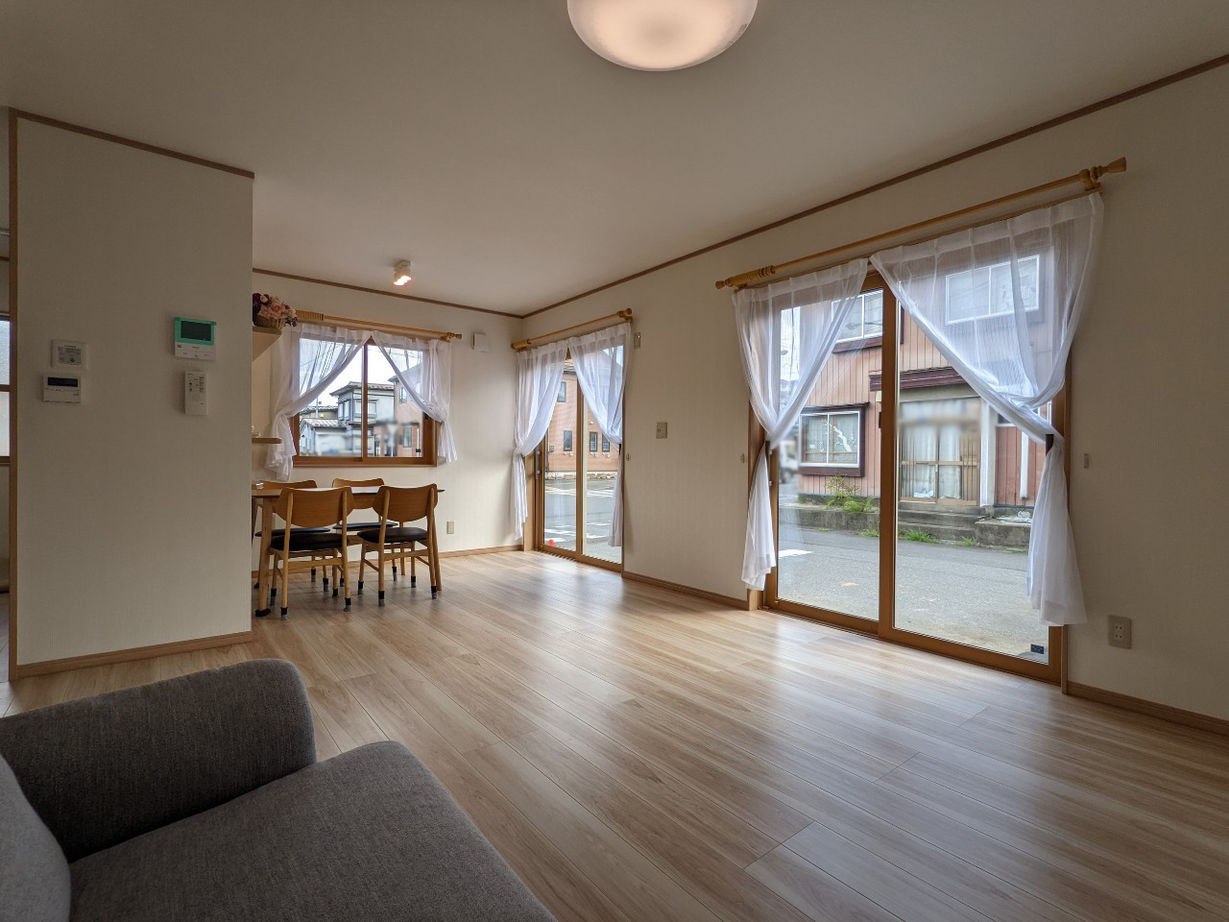 【SUUMO】 【1800万円台／空間を有効に利用した機能的な4LDK】約34坪の土地に、駐車場付のゆとりの住まいを実現 - タクミホーム の建築実例詳細 | 注文住宅