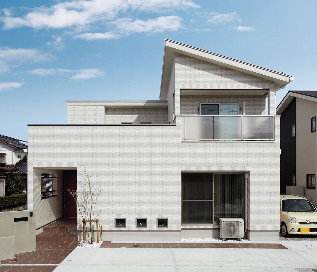 【suumo】 【2000~2499万円/中庭/間取図有】光と風を採り込み開放的に暮らす、中庭のある住まい クレバリーホーム の建築実例