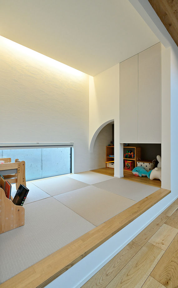 【SUUMO】 【4000万円～／アウトドアリビング／間取図有】吹抜けと大開口で開放的。外に閉じて、内に開くコの字型の家 - クレバリーホーム の建築実例詳細 | 注文住宅