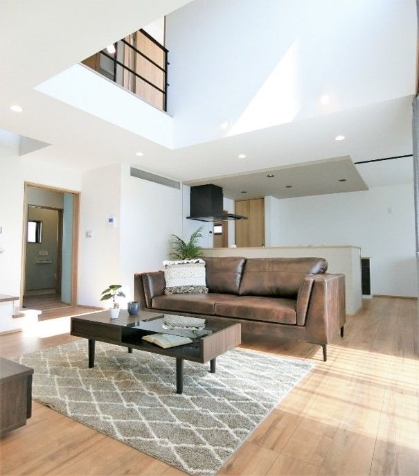 【SUUMO】 【上尾市/4LDK/33坪】開放感あふれるLDKの吹き抜けに回遊できる家事ラク動線を叶えた住まい - 桔梗企画設計 の建築実例詳細 | 注文住宅