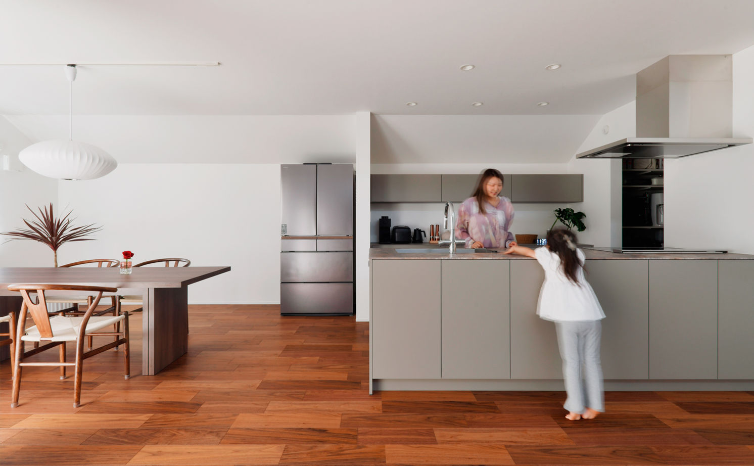 【SUUMO】 【4000万円台/43.9坪】子どもたちが安全でのびのび過ごせるリビング。家事や育児を助ける動線計画も必見 - TAINN DESIGN 一級建築士事務所 の建築実例詳細 | 注文住宅