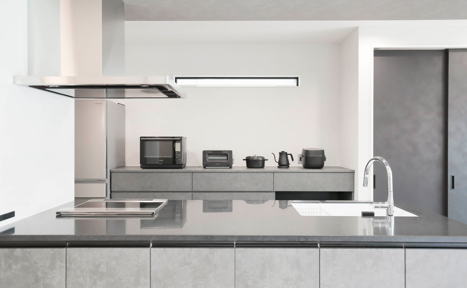 【SUUMO】 【1000万円台/おしゃれ/30坪台/4LDK/間取り図】子育ても家事も楽しむ家。モノトーンの美しさと機能性が魅力 - クラフトホーム 本社の建築実例詳細 | 注文住宅