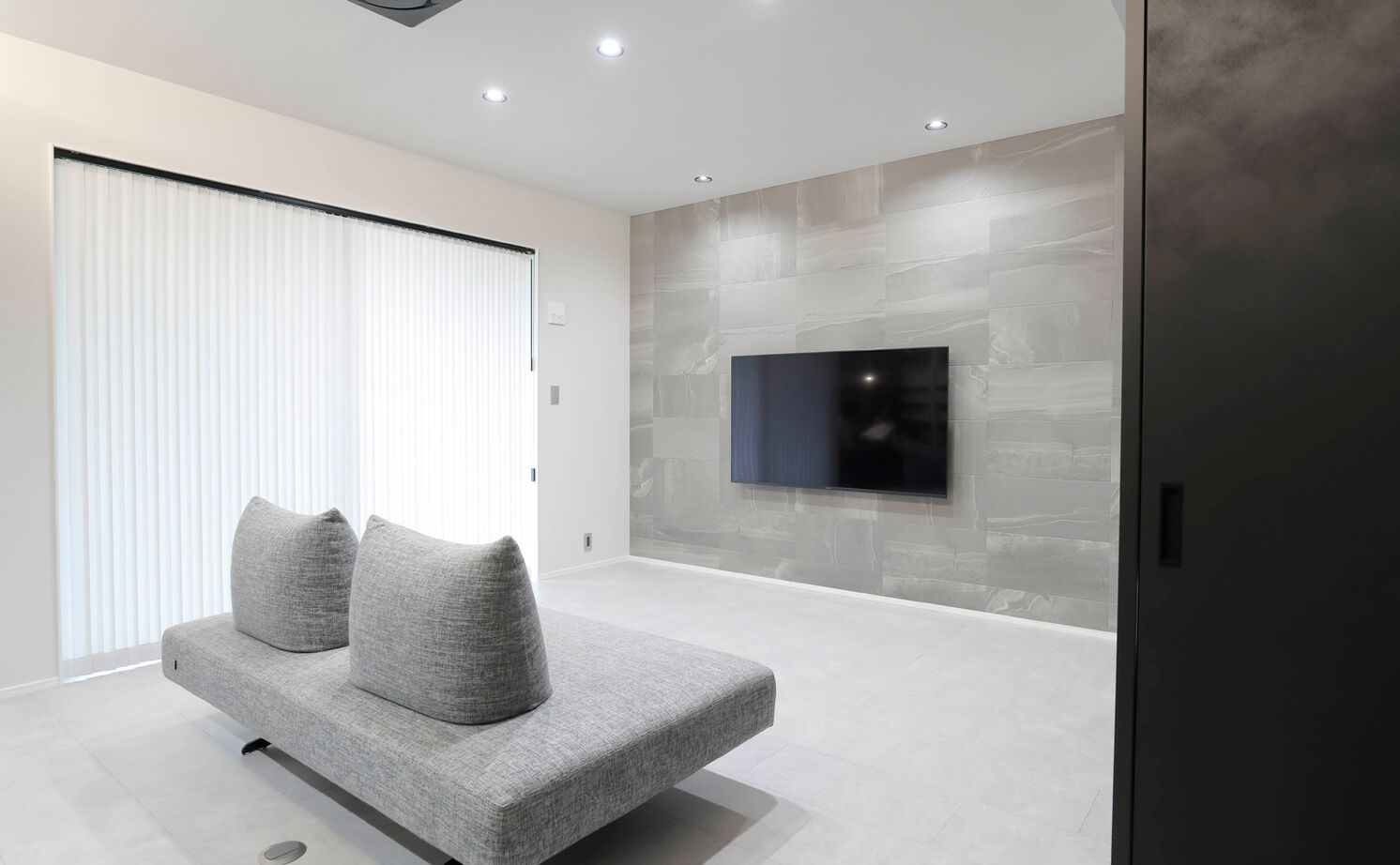 【SUUMO】 【1000万円台/おしゃれ/30坪台/4LDK/間取り図】子育ても家事も楽しむ家。モノトーンの美しさと機能性が魅力 - クラフトホーム 本社の建築実例詳細 | 注文住宅