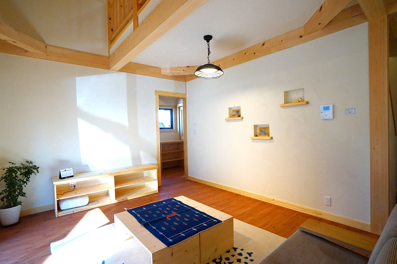 【SUUMO】 【2000万円台/延床35坪/土地91坪】片流れとデッキ/雪遊びできる庭/アイランドキッチン/子育て/アウトドア - Roots工務店 の建築実例詳細 | 注文住宅