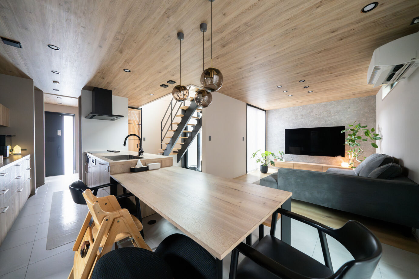 【SUUMO】 【ZEH/高耐震】冬でも半袖で快適。木の温もりあふれる空間で暮らす家 - ヤマト住建 の建築実例詳細 | 注文住宅