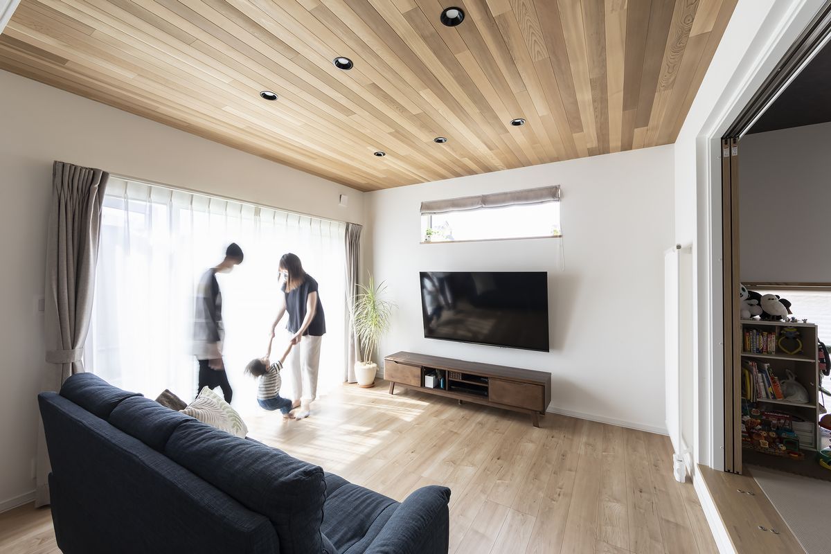 【SUUMO】 【苫小牧市/20代の家づくり/5LDK間取図/小上がり/庭】子育て家族もスマートに暮らせる収納充実プランの家 - 住研ハウス の建築実例詳細 | 注文住宅