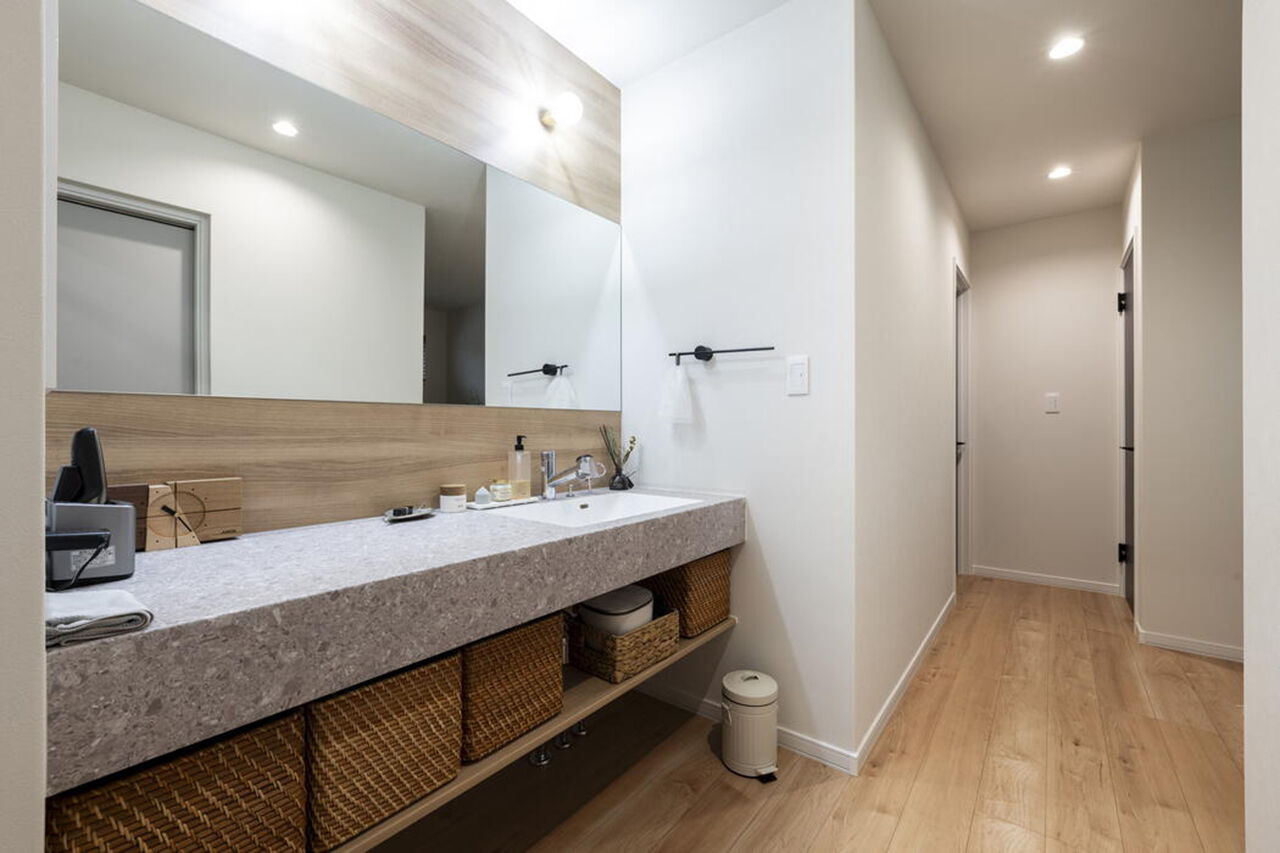 【SUUMO】 【苫小牧市／5LDK／家事動線／収納充実】オープンキッチンとゆとりのリビングで家族の仲が自然に深まる家 - 住研ハウス の建築実例詳細 | 注文住宅