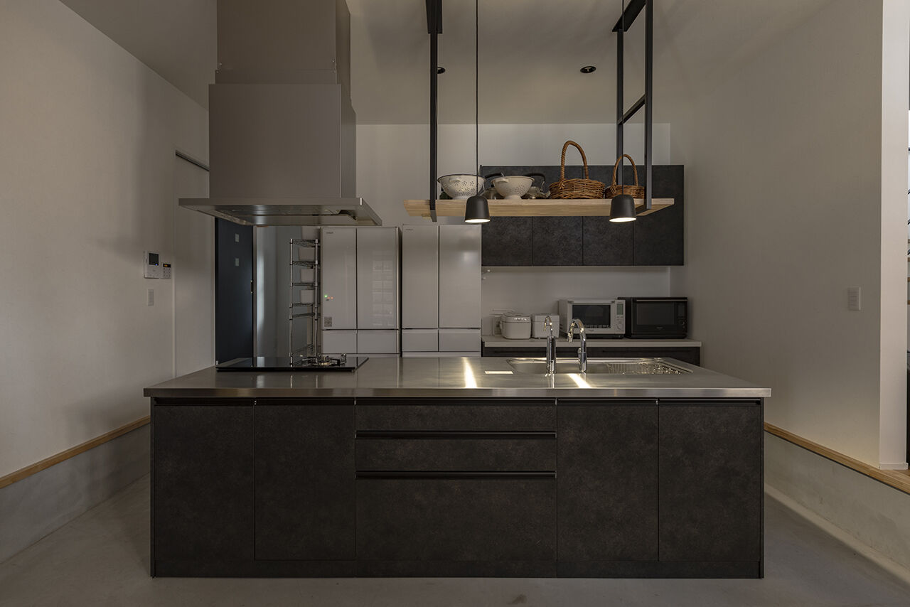 【SUUMO】 5000万円台×大津市×2世帯住宅｜工房、バイクガレージ、トレーニングジム…、おとなの遊び場がたっぷり！ - アートハウス の建築実例詳細 | 注文住宅