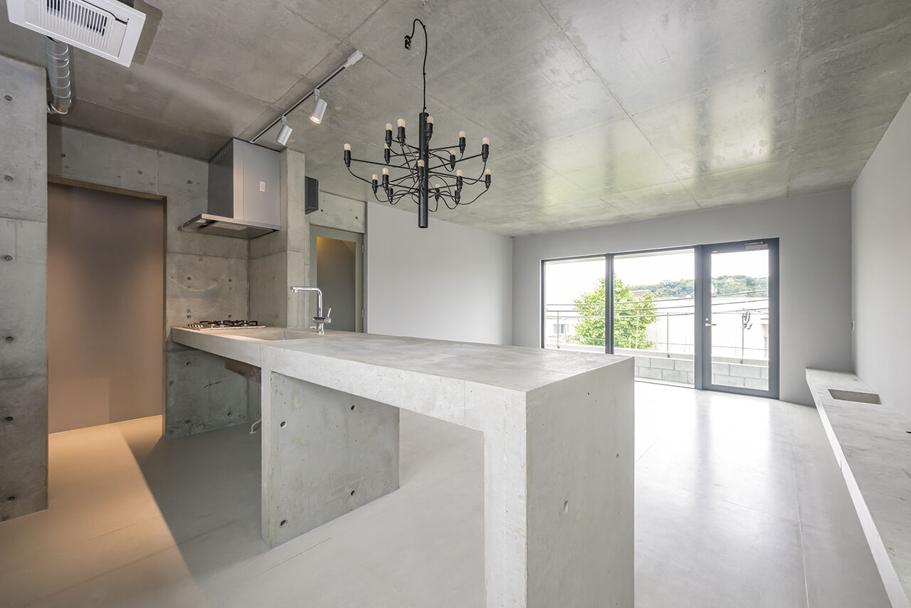 【SUUMO】 【4000万円～/RC/3階建て/屋上】キッチンまでRC！コンクリート打ち放しがクールな大人の二世帯住宅 - フィールドホーム の建築実例詳細 | 注文住宅