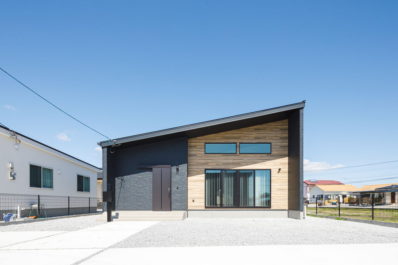 【SUUMO】 【2300万円台/日南市/30坪/平屋/2×4工法/間取り】とにかく広いLDKと北欧風ナチュラルインテリアの平屋 - 万代ホーム 鹿児島営業所の建築実例詳細 | 注文住宅