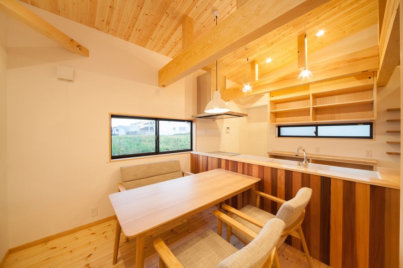 【SUUMO】 【34.7坪/2500万円台】木をふんだんに使った、吹き抜けのある家 - Design Wood オーヌキ の建築実例詳細 | 注文住宅