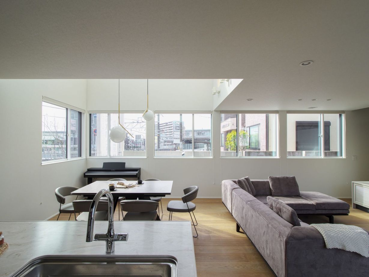 【SUUMO】 【3200万円台/中庭/40坪台】ラグジュアリーな空間を創造した『屏風の家』 - タイコーアーキテクト の建築実例詳細 | 注文住宅