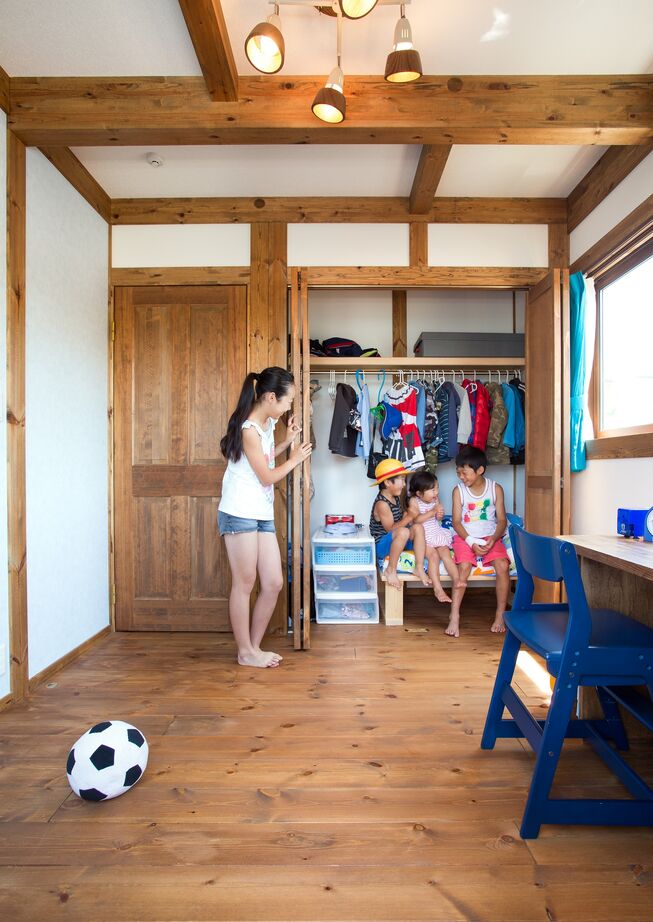 【SUUMO】 【2000万円台/30畳LDK/ペット】6人家族のこれからを考えた子育てを見守る木の家 - 綿半林業 横浜店の建築実例詳細 | 注文住宅