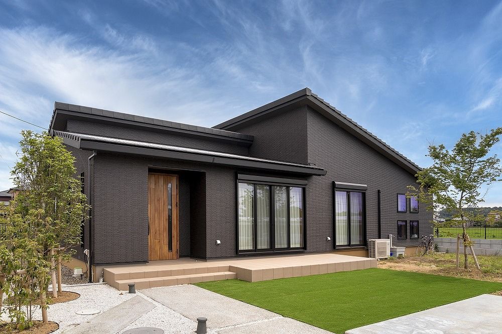 【SUUMO】 【2000～2499万円／平屋／間取図有】コンパクトな家事動線にこだわった平屋の住まい - ウィザースホーム の建築実例詳細 | 注文住宅